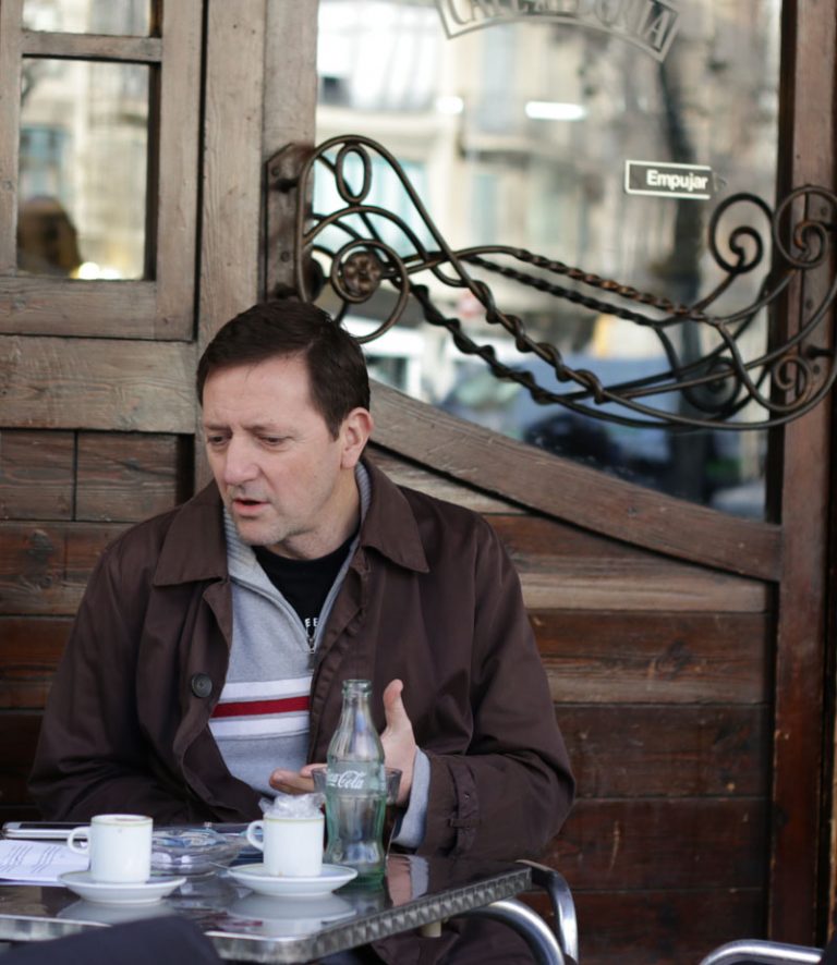 Entrevista a Ignacio Martínez de Pisón. - Elisenda Hernández Janés